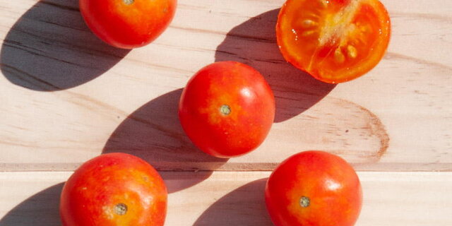 Heirloom Isis Candy Cherry Cherry tomatoes Organic Seeds