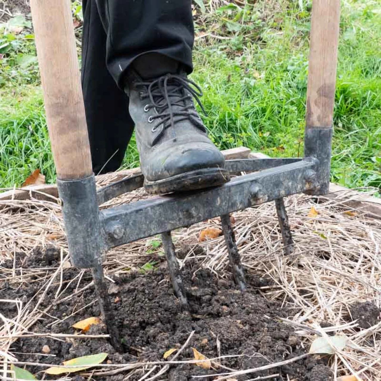 Tools for working the soil - Aero-bêche with hoop | Association Kokopelli